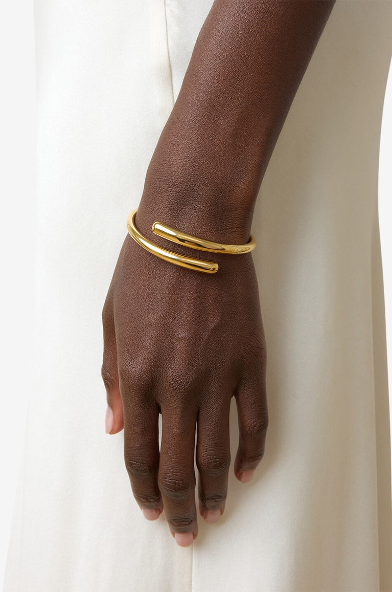 Spiralförmiger Messingarmreif The Olga - LIE STUDIO - Bongénie