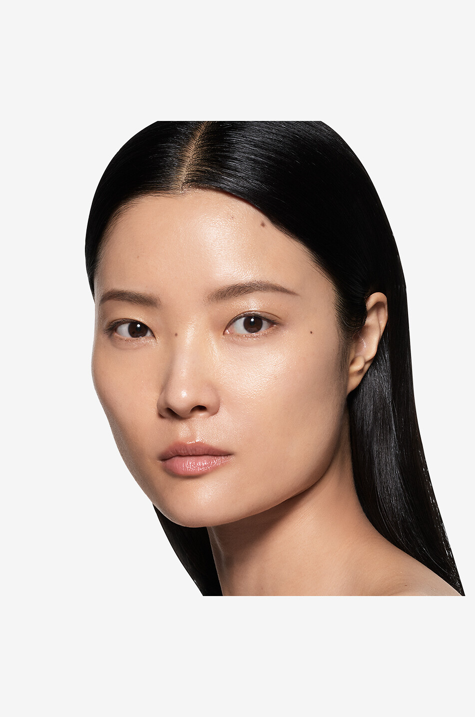 The Foundation Drops - 5 Light liquid foundation - VICTORIA BECKHAM ...