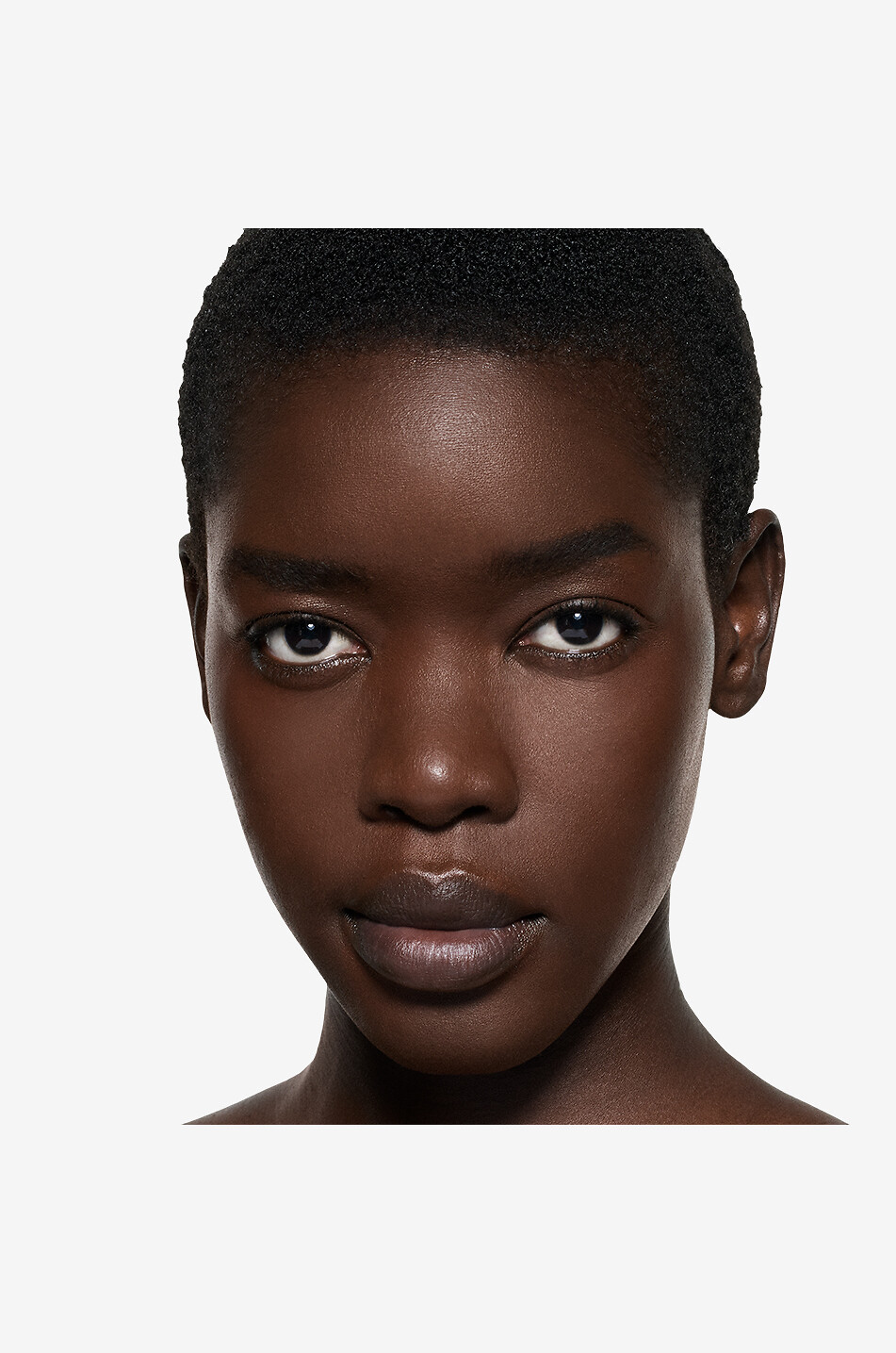 Fond de teint liquide The Foundation Drops - 17 Rich - VICTORIA BECKHAM ...